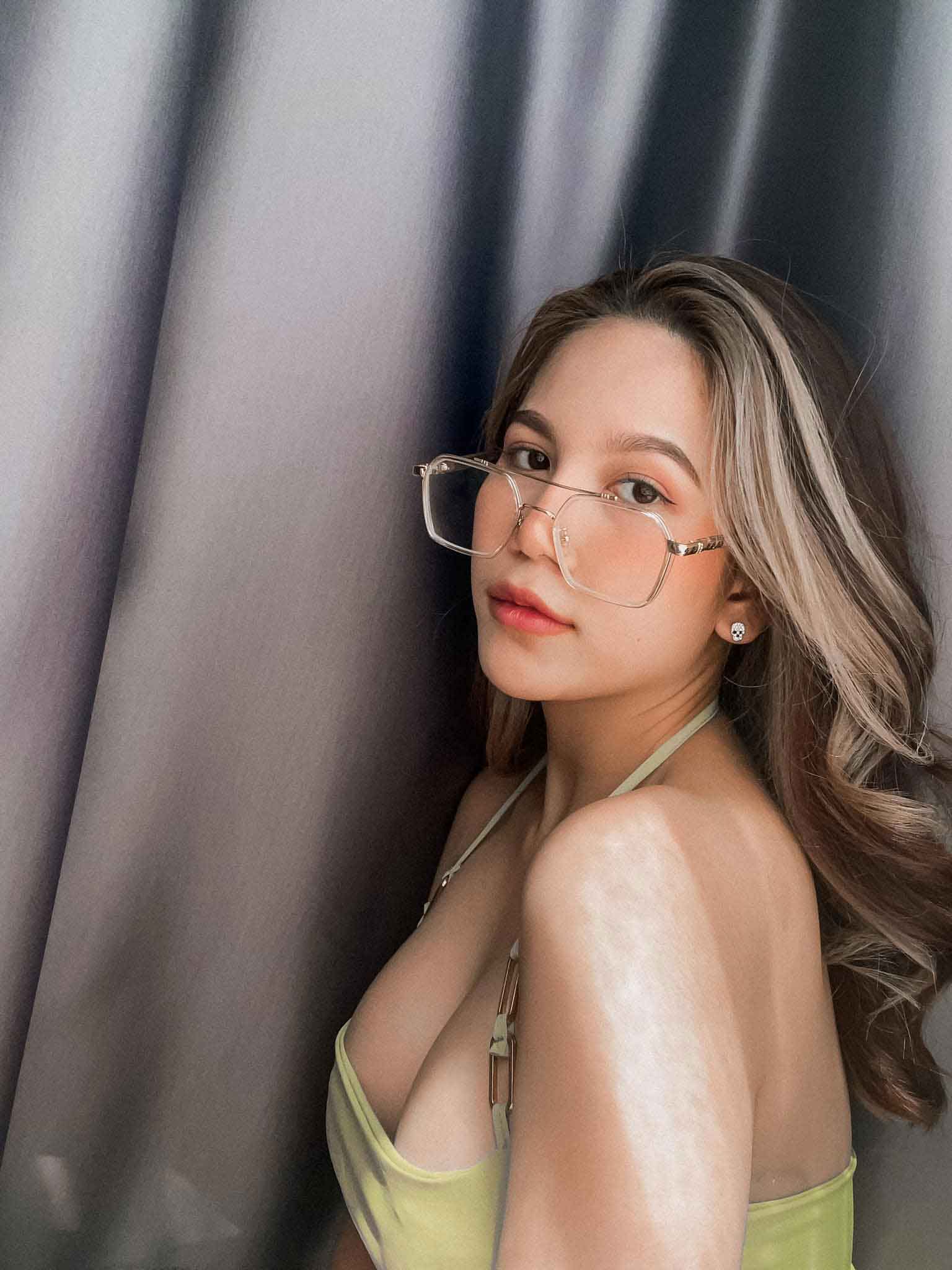 เปิดวาร์ป Nattawadee Warasit สาวยูทูปเบอร์ น่ารัก สดใส เซ็กซี่ ลีลาเด็ด